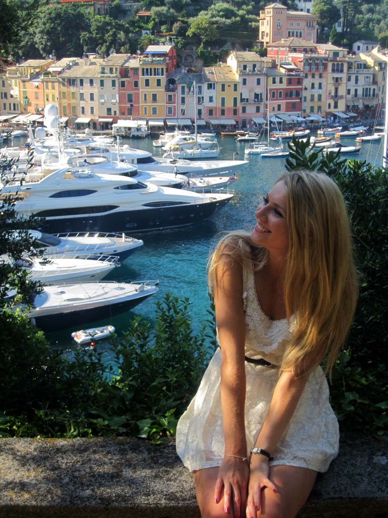 About – The Well-Travelled Postcard